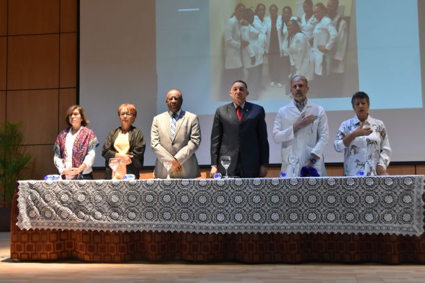 Universitario | Facultad de Ciencias de la Salud inicia internado ...