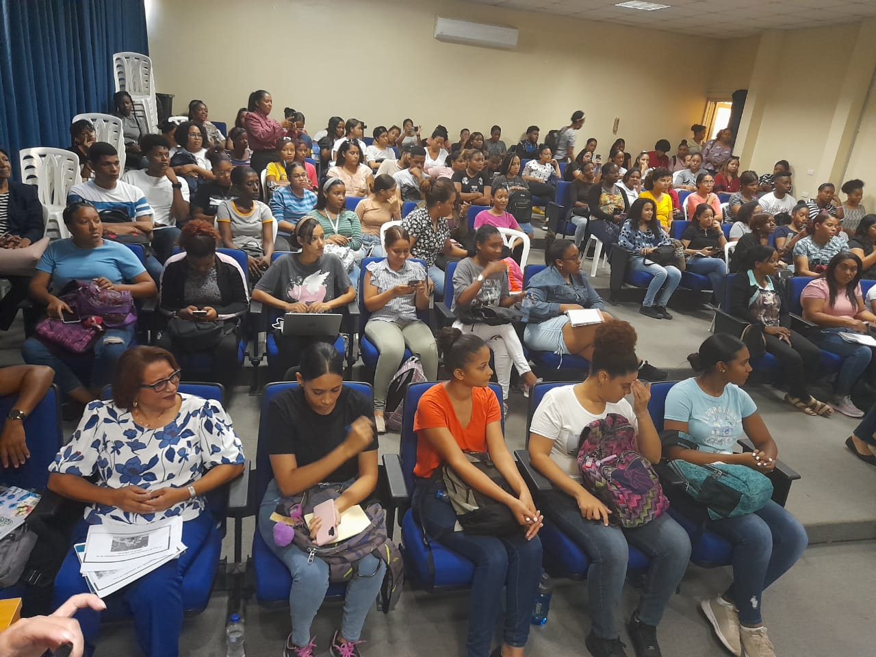 Escuela de Psicología UASD organiza conferencia sobre uso de animales ...