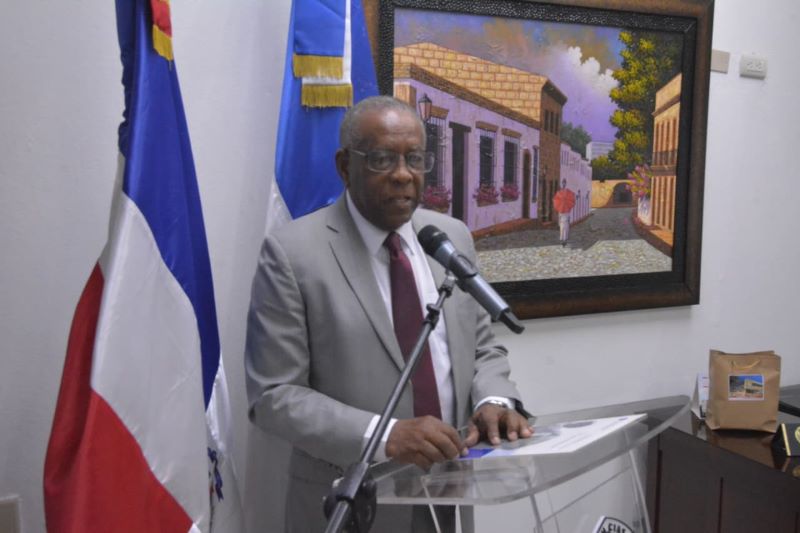 Universitario | Escuela de Medicina inaugura galería de exdirectores