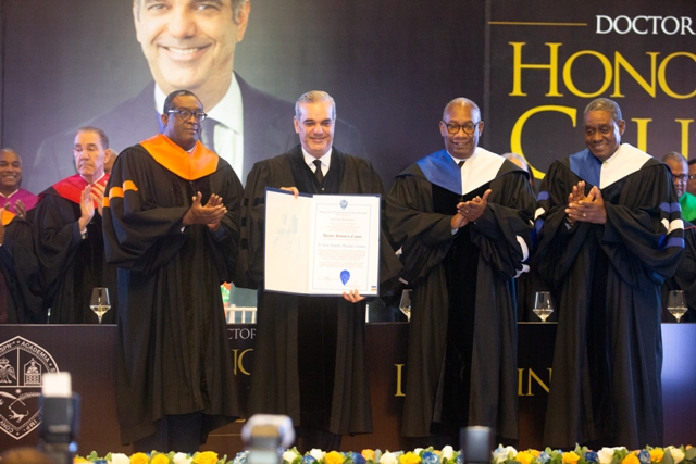 La UASD otorga título Doctor Honoris Causa al Presidente Luis Abinader ...