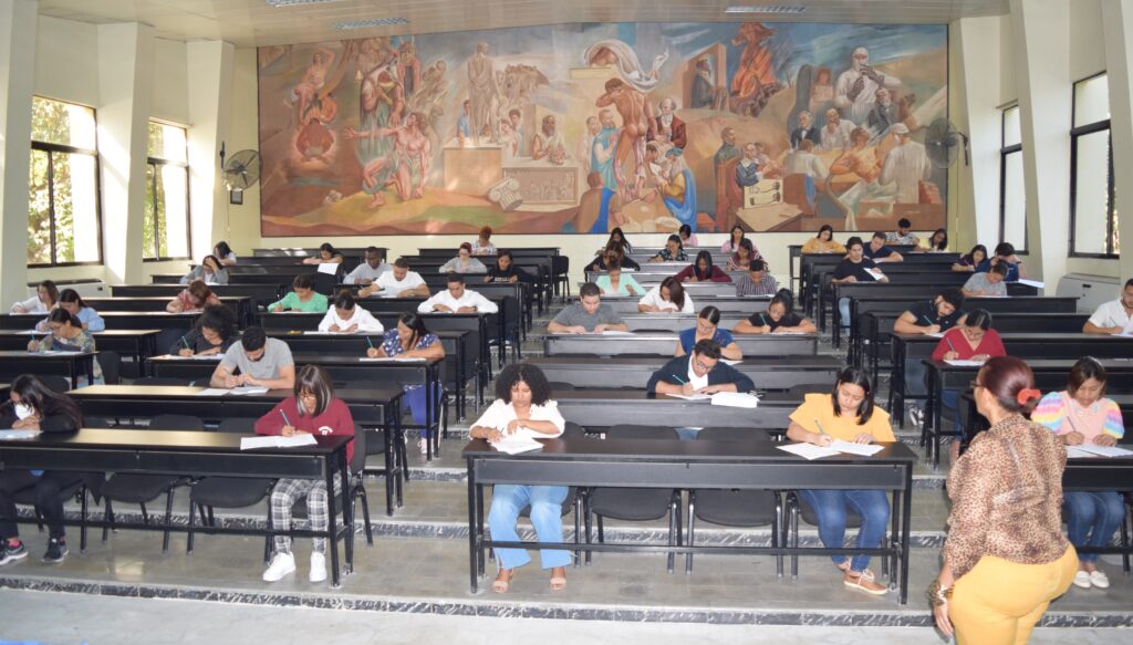 Universitario | UASD imparte Examen Único de Residencias Médicas con ...
